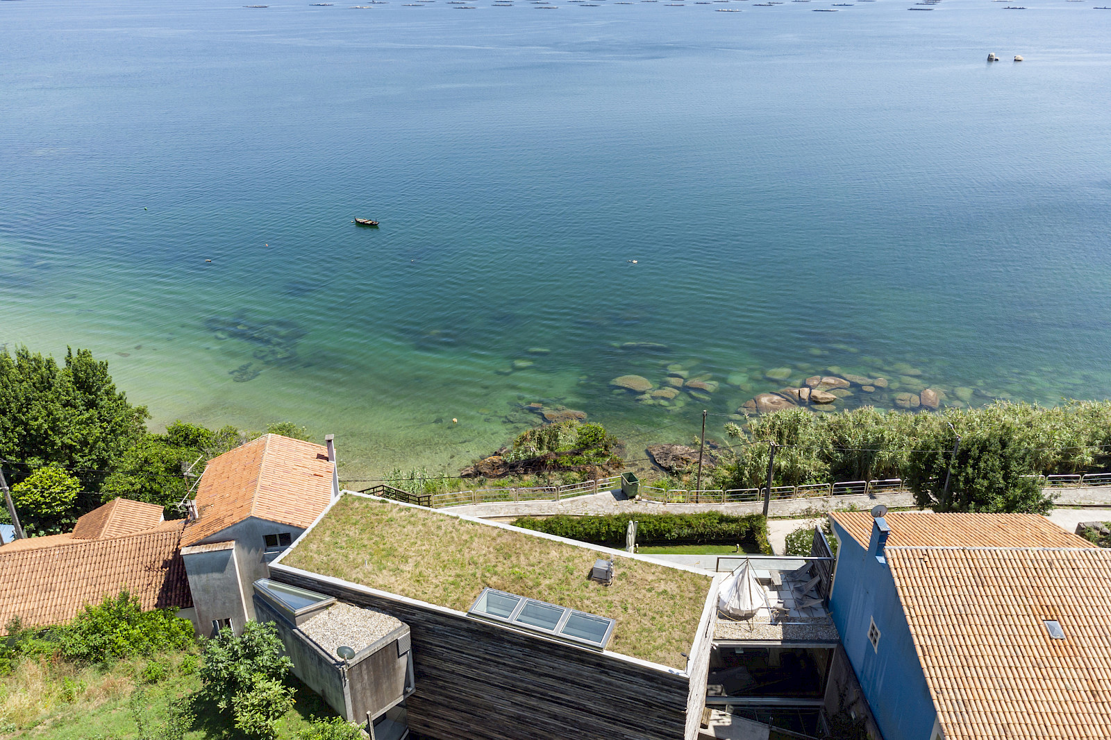 Dezanove House by inaki leite design